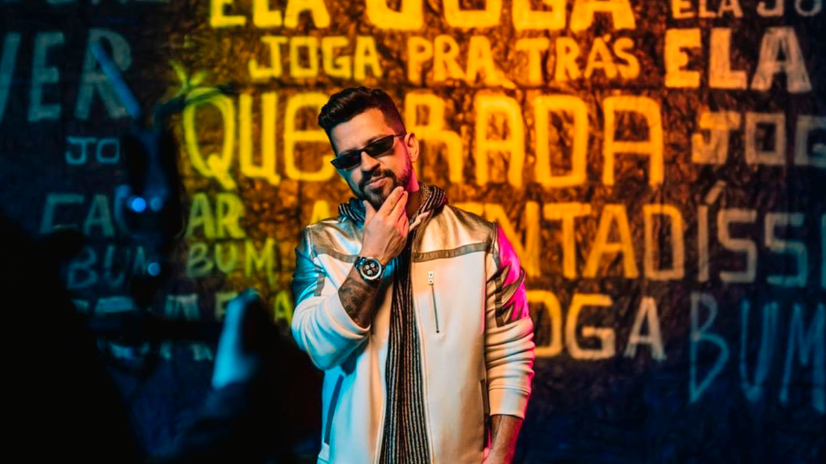 Dennis DJ lança a primeira edição do álbum "Baile do Dennis"