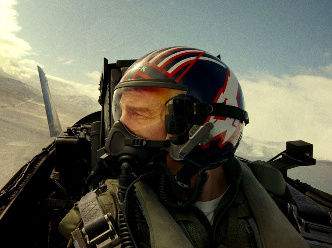 Crítica | Top Gun: Maverick reintroduz um herói realista para adultos ...