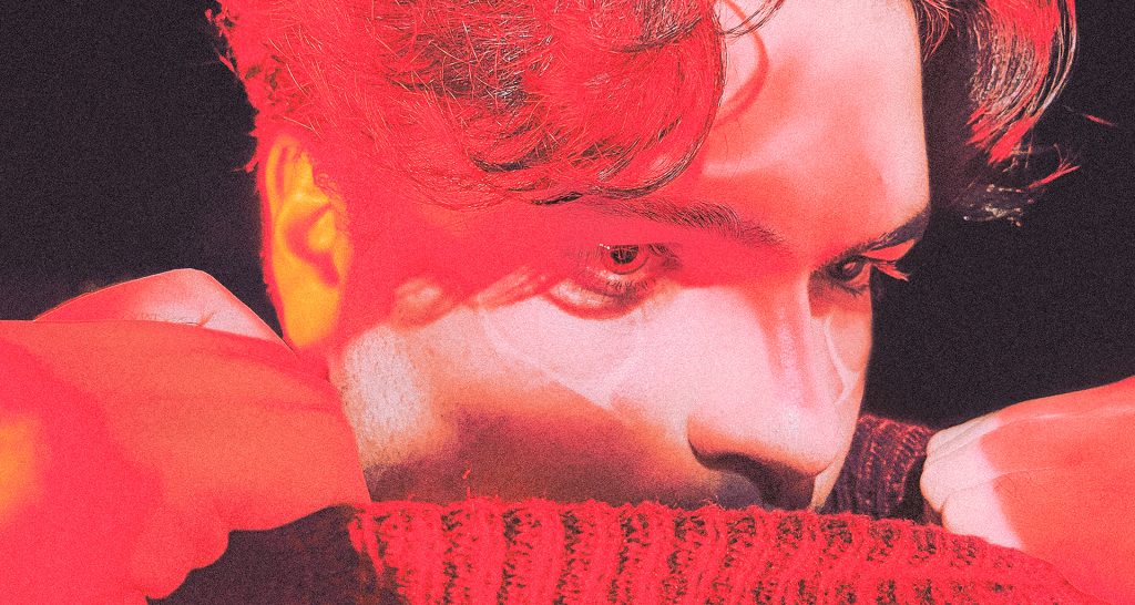 Alexandre Monteiro se mostra de coração partido no single "FINALLY"