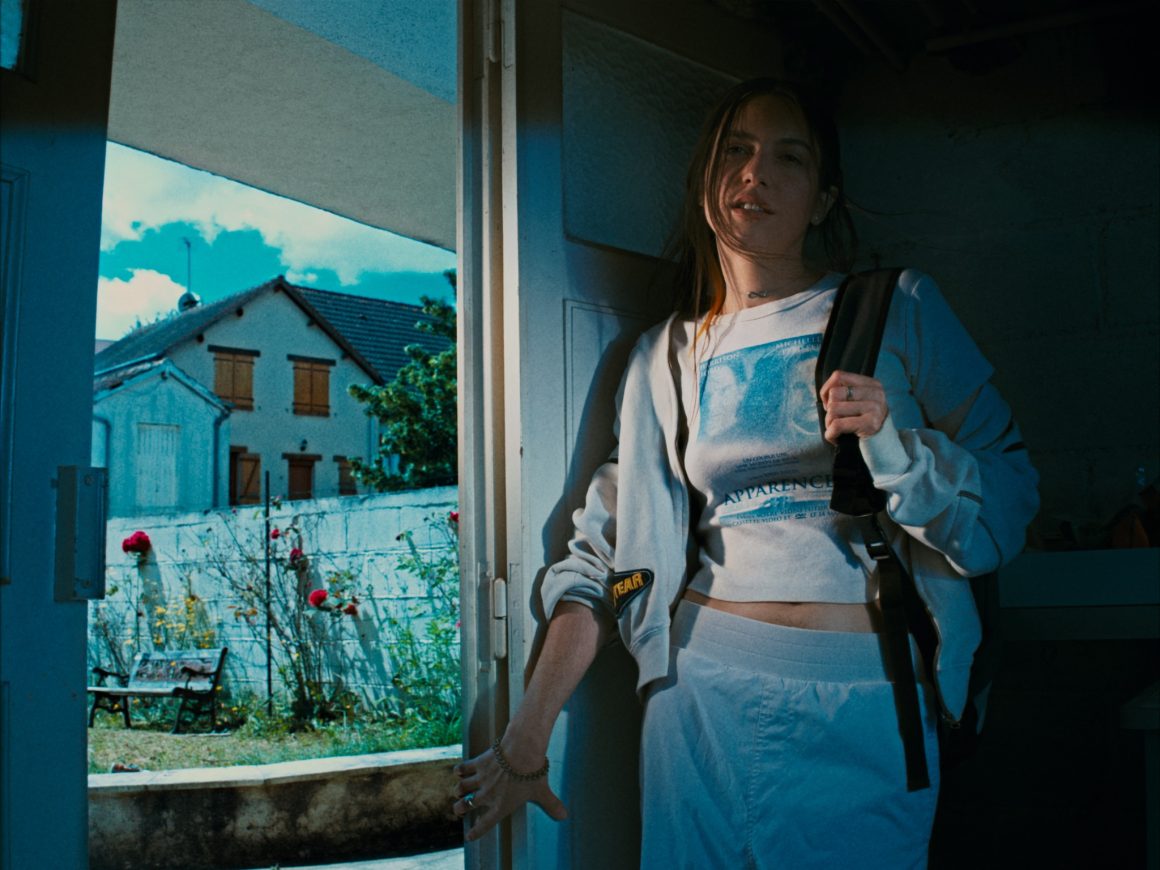 Crítica | Oklou, "choke enough"