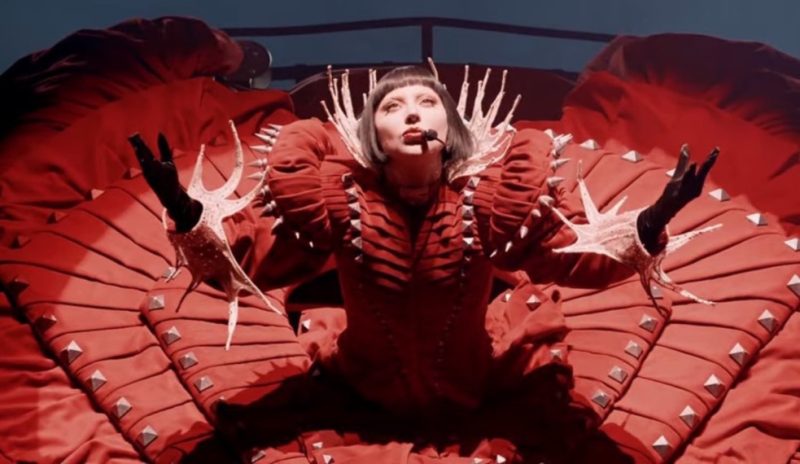 Coachella 2025: setlist de Lady Gaga no primeiro final de semana